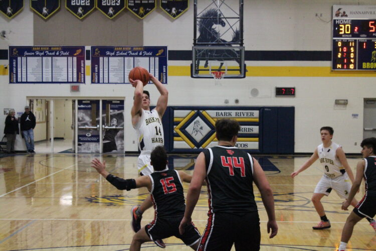 Broncos fall at home to No. 4 Trojans | News, Sports, Jobs - Daily Press